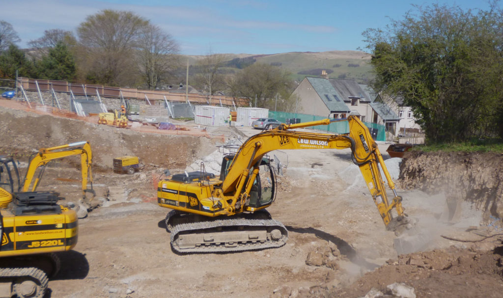 excavator - L & W Wilson